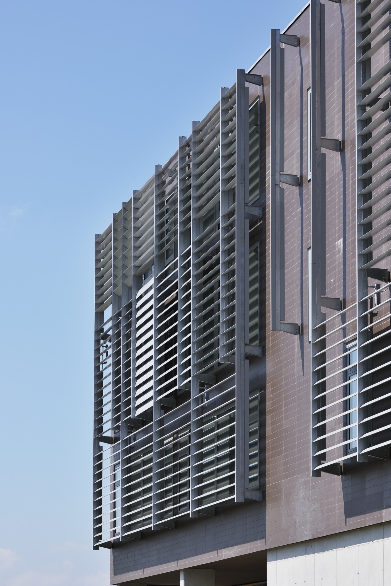 Sunbreaker F - Soltec