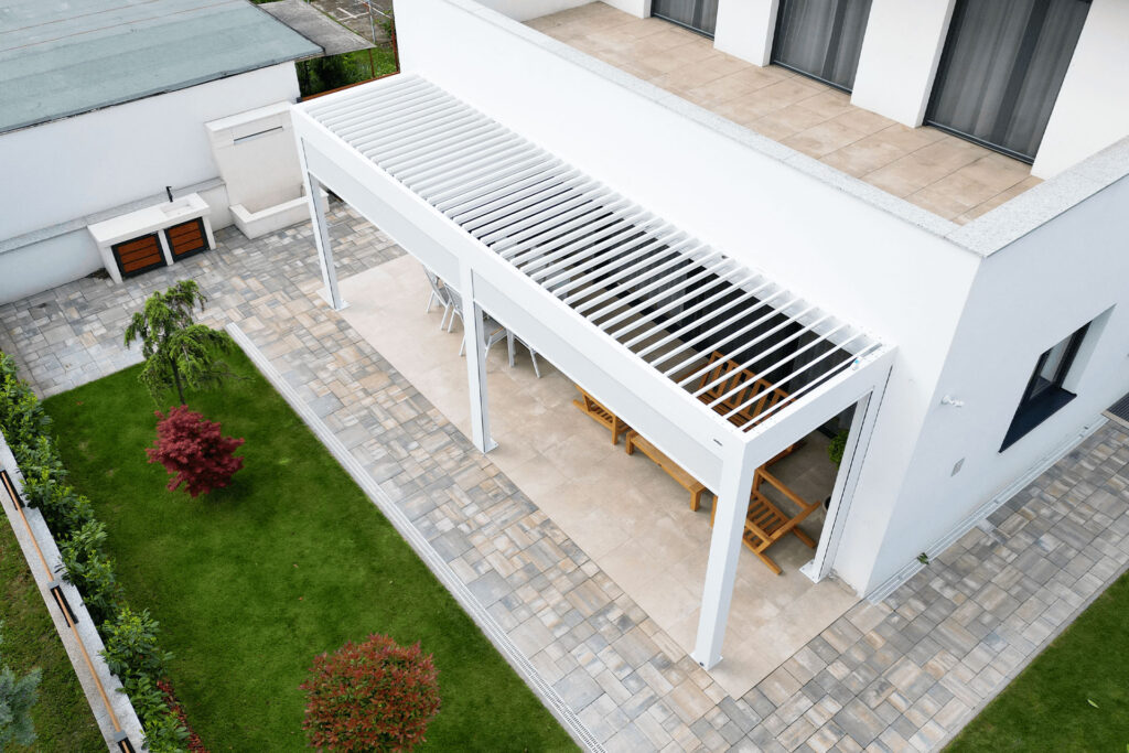 Bioclimatic pergola SL 170/28 - Soltec