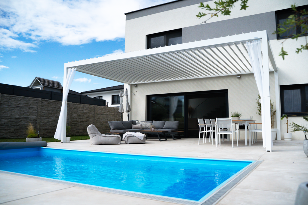 Pergola 240/36 (tip 1) klizni paneli, Austrija - Soltec