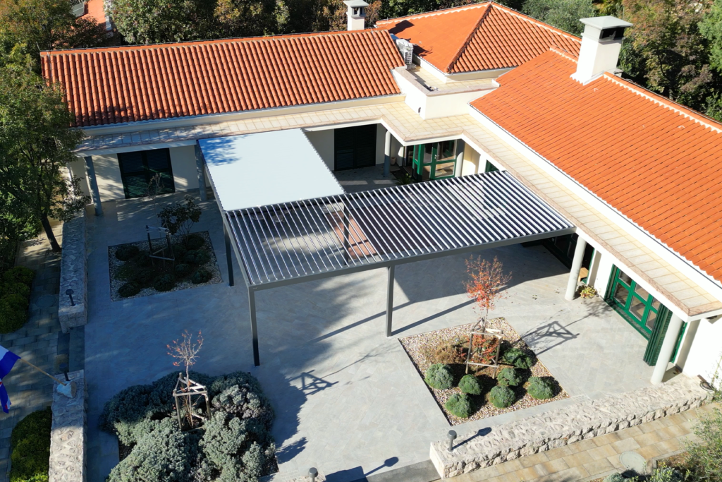 Pergola 160/28 (tip 2) ZIP rolo, LED, Hrvaška